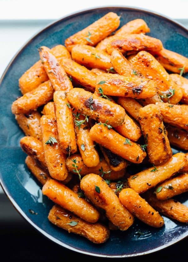 Roasted Parmesan Carrots - Roasted Carrots with Parmesan and Garlic