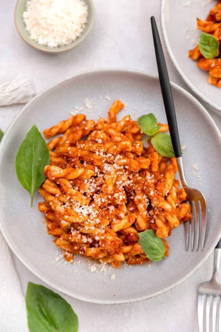 One-Pot Pantry Pasta - Super Easy Pantry Pasta Recipe